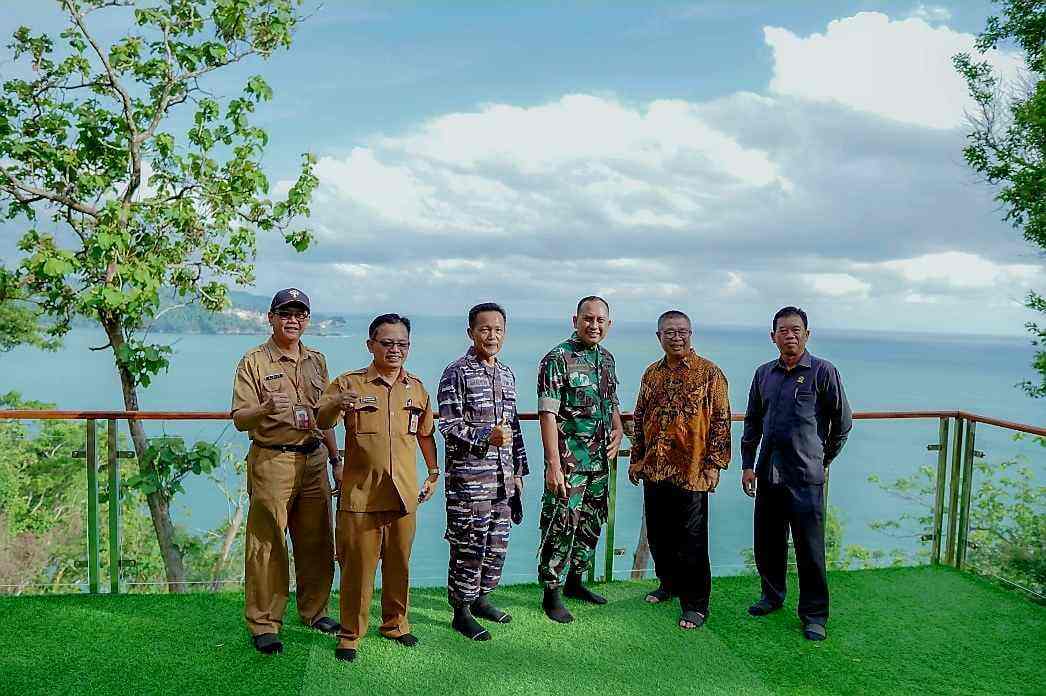 Mentari Ocean View Tawarkan Jembatan Kaca Berlatar Teluk Menawan ...